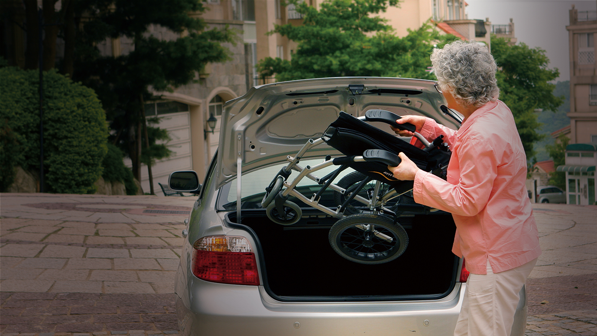 Manual Wheelchairs - Standard - Mobility Scooters and Powerchairs